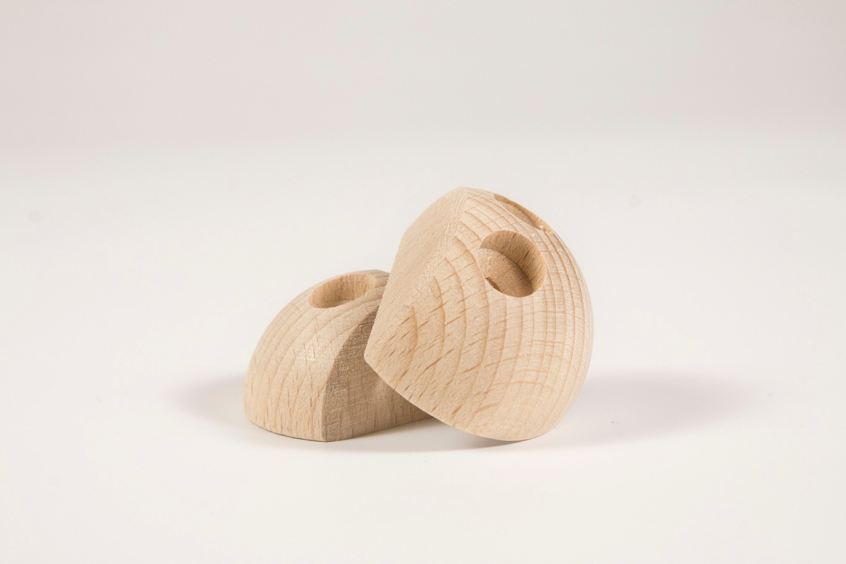 Foot Holds – Hard Wood Holds UK